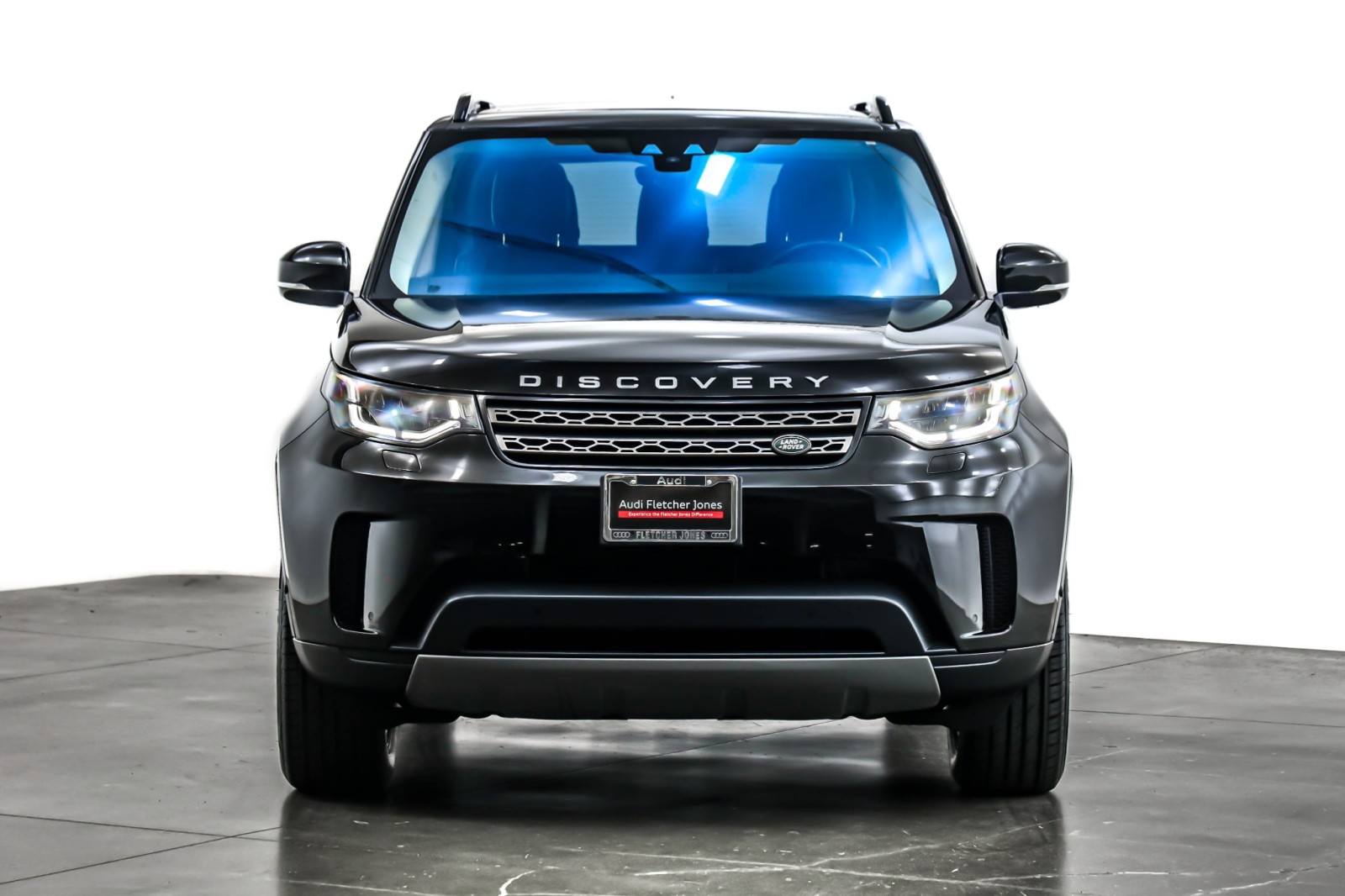 Pre-Owned 2019 Land Rover Discovery SE V6 Supercharged Sport Utility in ...