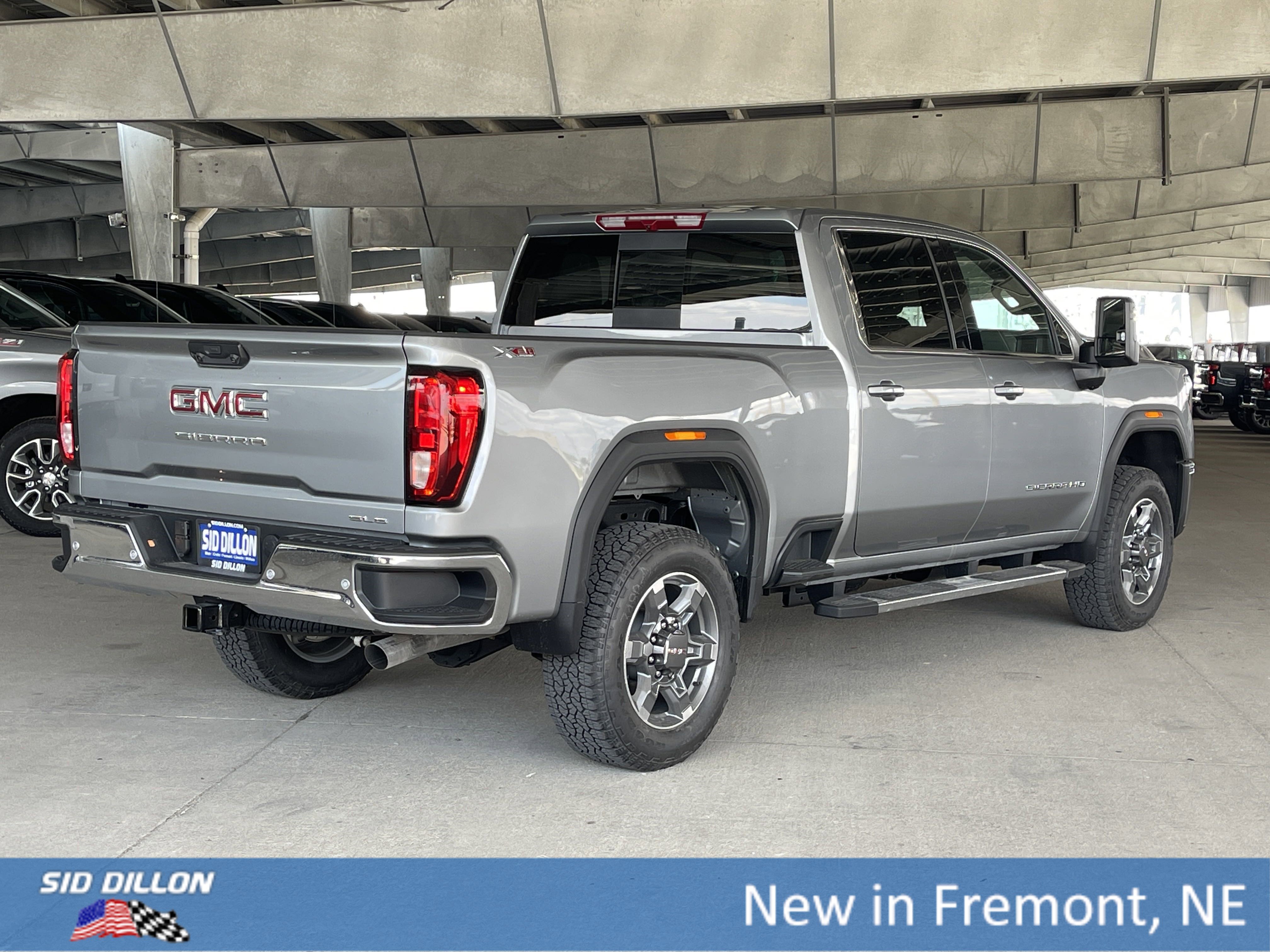 New 2025 GMC Sierra 2500 HD SLE Crew Cab in Fremont #2G25655 | Sid ...