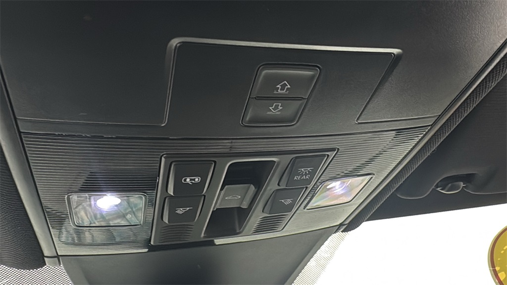 Pre-Owned 2023 Volkswagen Tiguan 2.0T SEL R-Line 4D Sport Utility in Janesville #P3069 ...