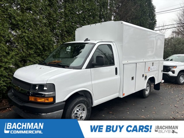 New 2025 Chevrolet Express Cutaway 3500 1WT Regular Wheelbase in ...
