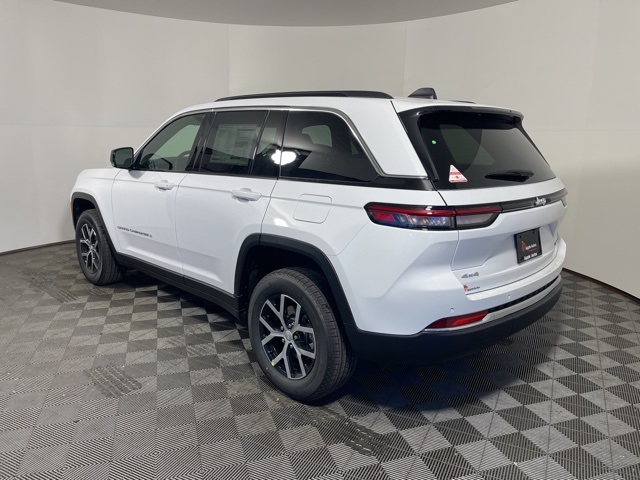 New 2025 Jeep Grand Cherokee Limited 4D Sport Utility in Shakopee # ...