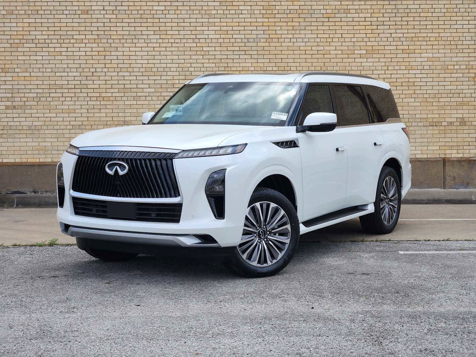 New 2025 INFINITI QX80 LUXE Sport Utility in #5340839 | Sewell Automotive Companies