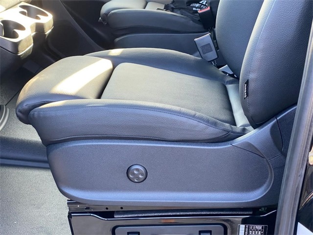 New 2025 Mercedes-Benz Sprinter Crew Van Crew 144 WB Van in St. Louis #S25010 | Mercedes-Benz of ...