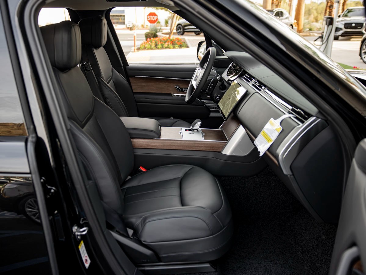 New 2025 Land Rover Range Rover SE SUV in Rancho Mirage #4SA271916 ...