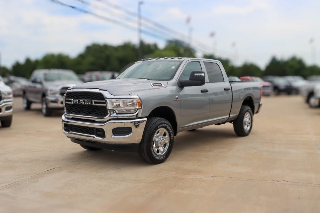 New 2024 Ram 2500 Tradesman 4D Crew Cab in Oklahoma #R24076 | Patriot Auto Group
