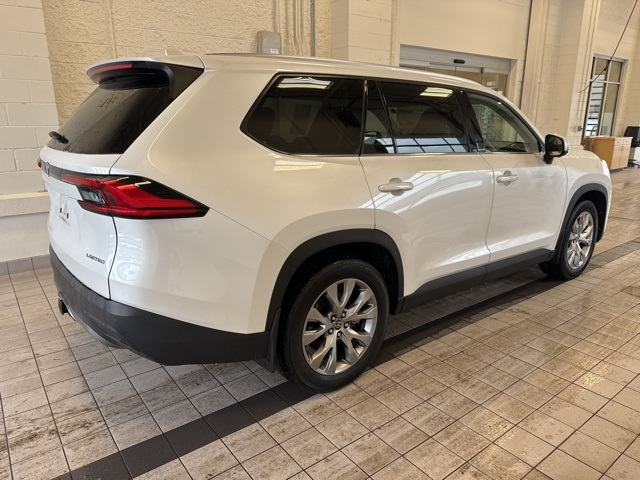 Pre-Owned 2024 Toyota Grand Highlander Limited 4D Sport Utility in ...