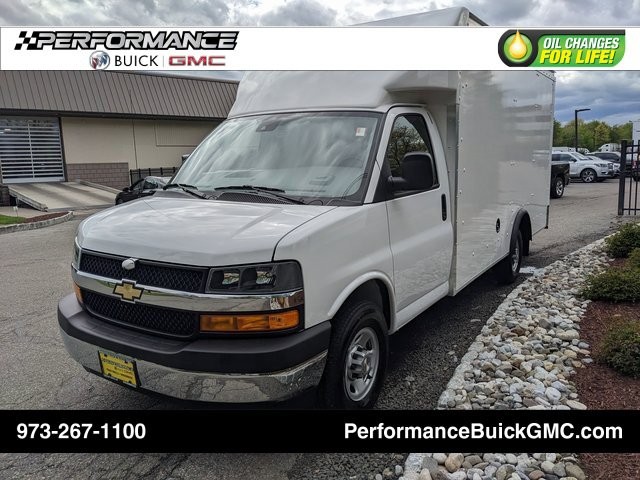 2022 Chevrolet Express 2500