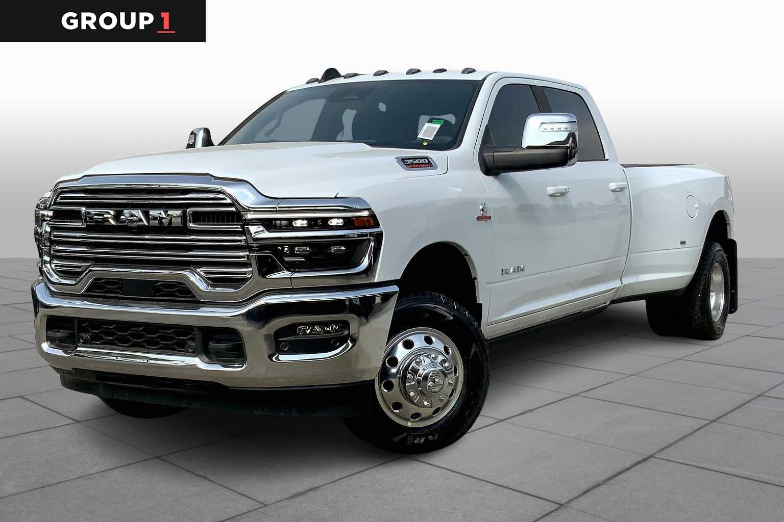 New 2025 RAM 3500 Laramie Crew Cab in Rockwall #SG505261 | Rockwall Chrysler Dodge Jeep Ram