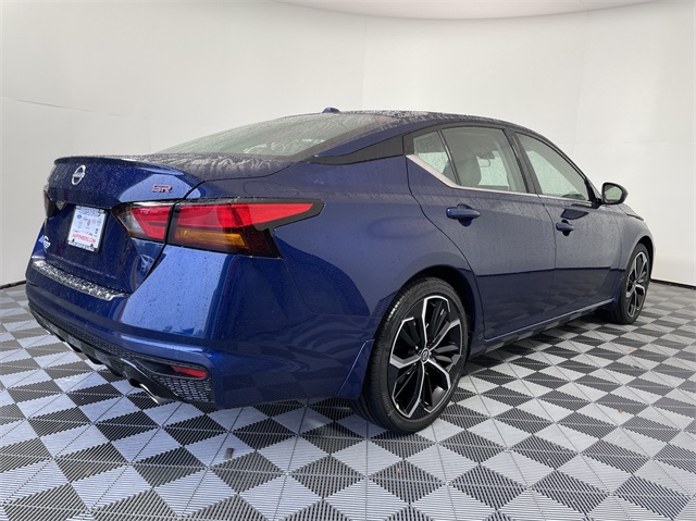 Nissan 2022 Altima Blue