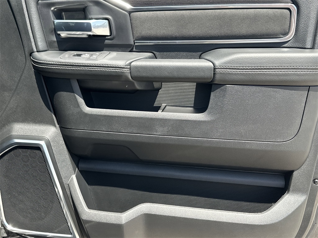 New 2025 RAM 2500 Laramie Mega Cab in Crestview #CSG531391 | Chrysler Dodge Jeep® Ram FIAT ...