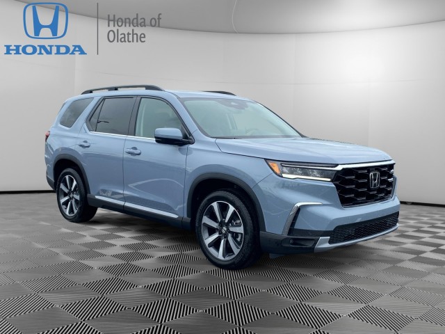New 2025 Honda Pilot Touring Sport Utility in Omaha #H015690 | Baxter ...