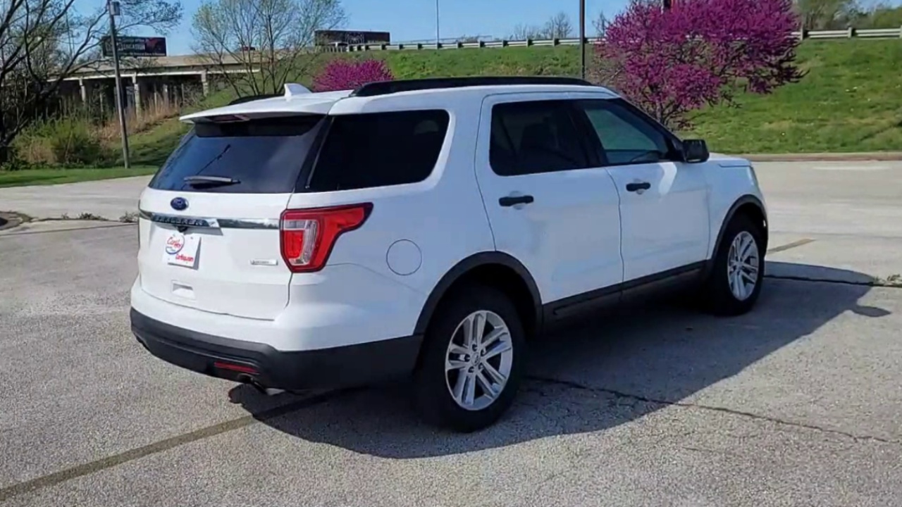Used 2017 Ford Explorer Sport Utility 4D 4DRS in Springfield | CarHop