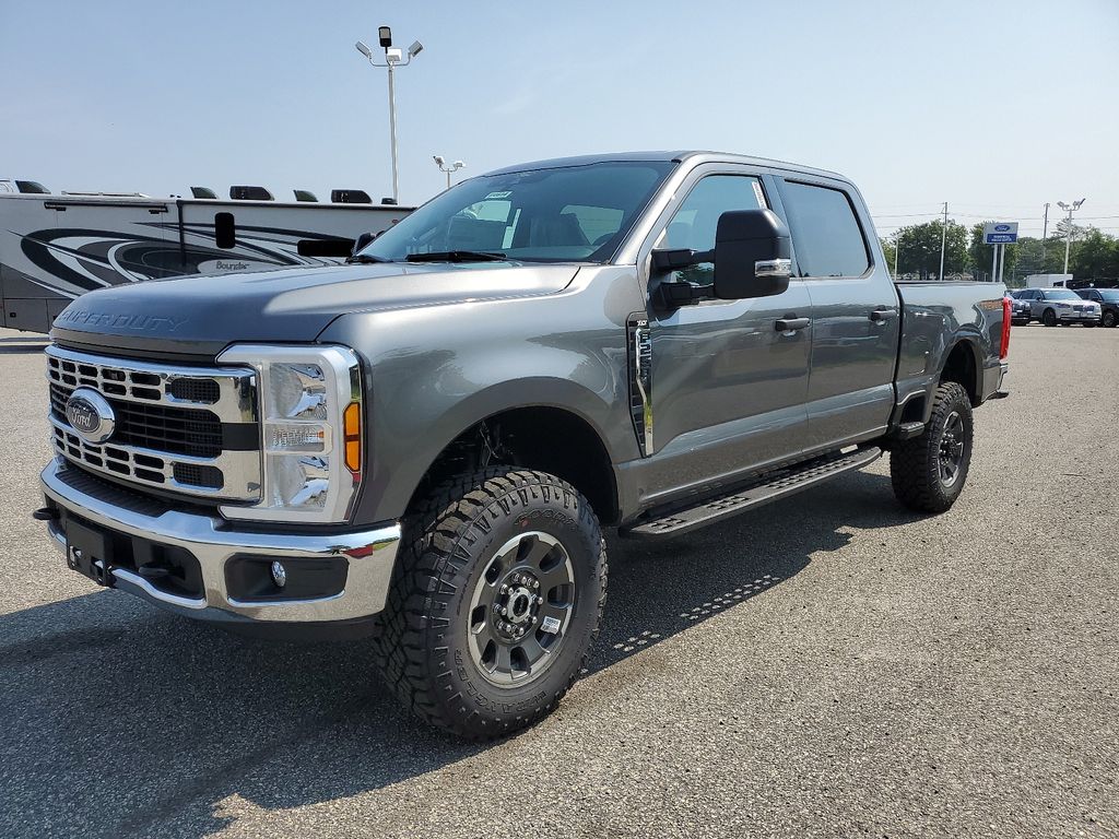 New 2024 Ford F-250SD XLT 4D Crew Cab in Manahawkin #F40644 | Causeway Ford Manahawkin