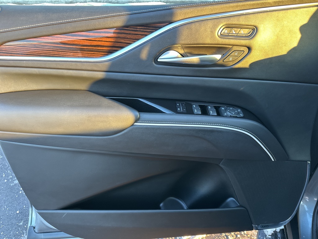 Pre-Owned 2021 Cadillac Escalade Premium Luxury 4D Sport Utility in ...