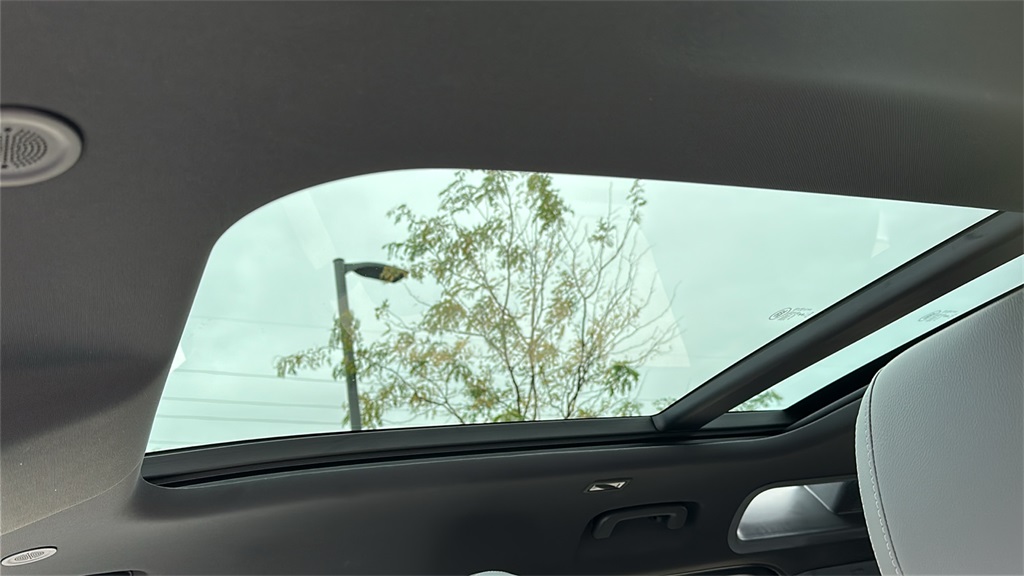 Certified Pre-Owned 2023 Land Rover Defender 110 X-Dynamic SE 4D Sport ...