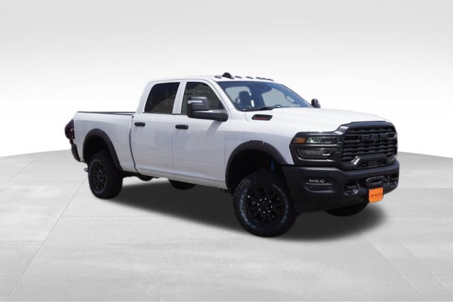 New 2025 RAM 2500 Tradesman Crew Cab in New Prague #D537885 | Jeff Belzer Chrysler Dodge Jeep ...