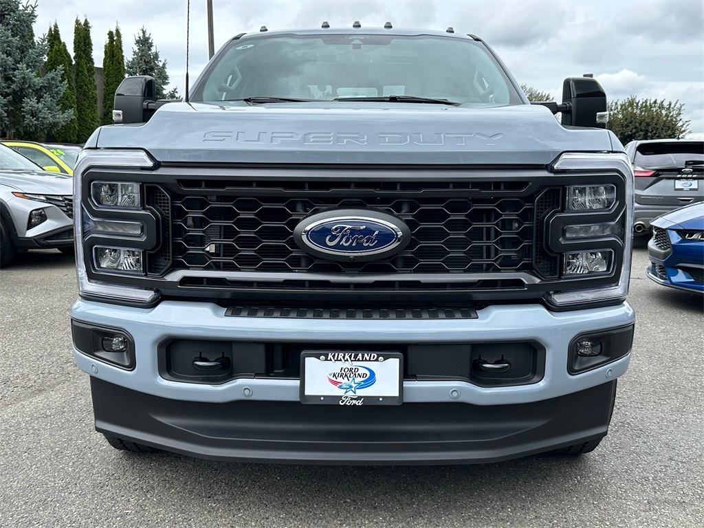 New 2024 Ford Super Duty F-250® LARIAT Crew Cab in Kirkland #E78021 ...