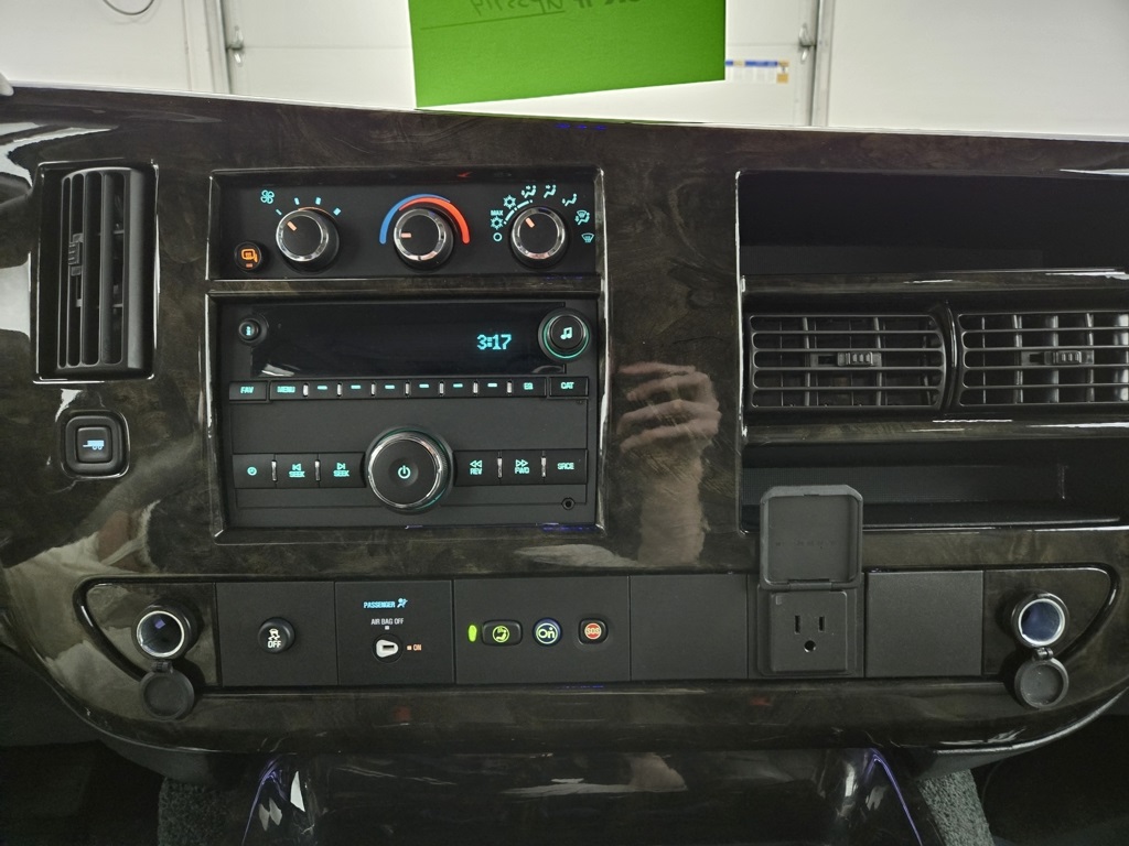 Pre-Owned 2023 Chevrolet Conversion Van Explorer Limited SE RWD # ...