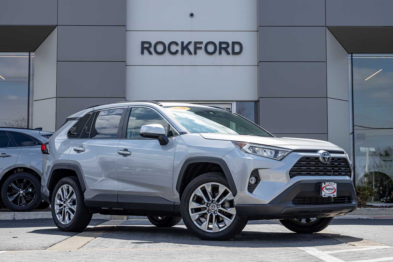 Pre-Owned 2020 Toyota RAV4 XLE Premium Sport Utility in Rockford #4715B ...