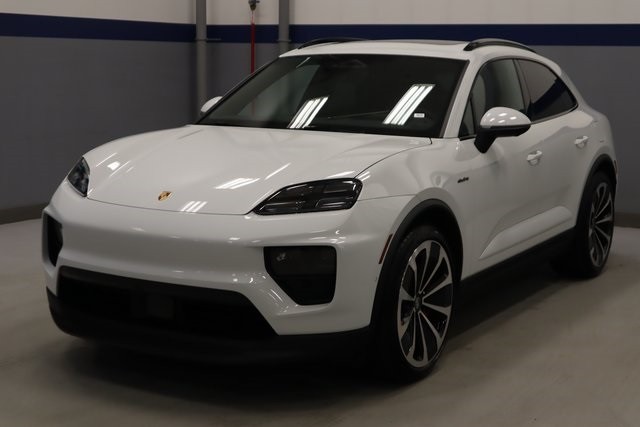 New 2025 Porsche Macan Electric 4S 4D Sport Utility in Larchmont #25168 ...