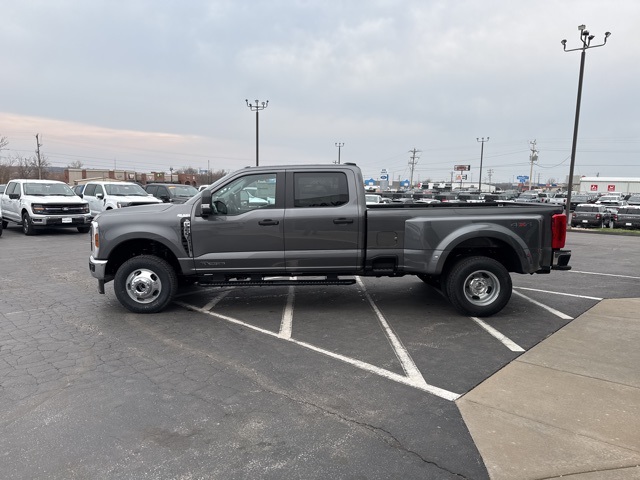 New 2025 Ford Super Duty F-350® XL Crew Cab in Marshfield #35234 | Don ...