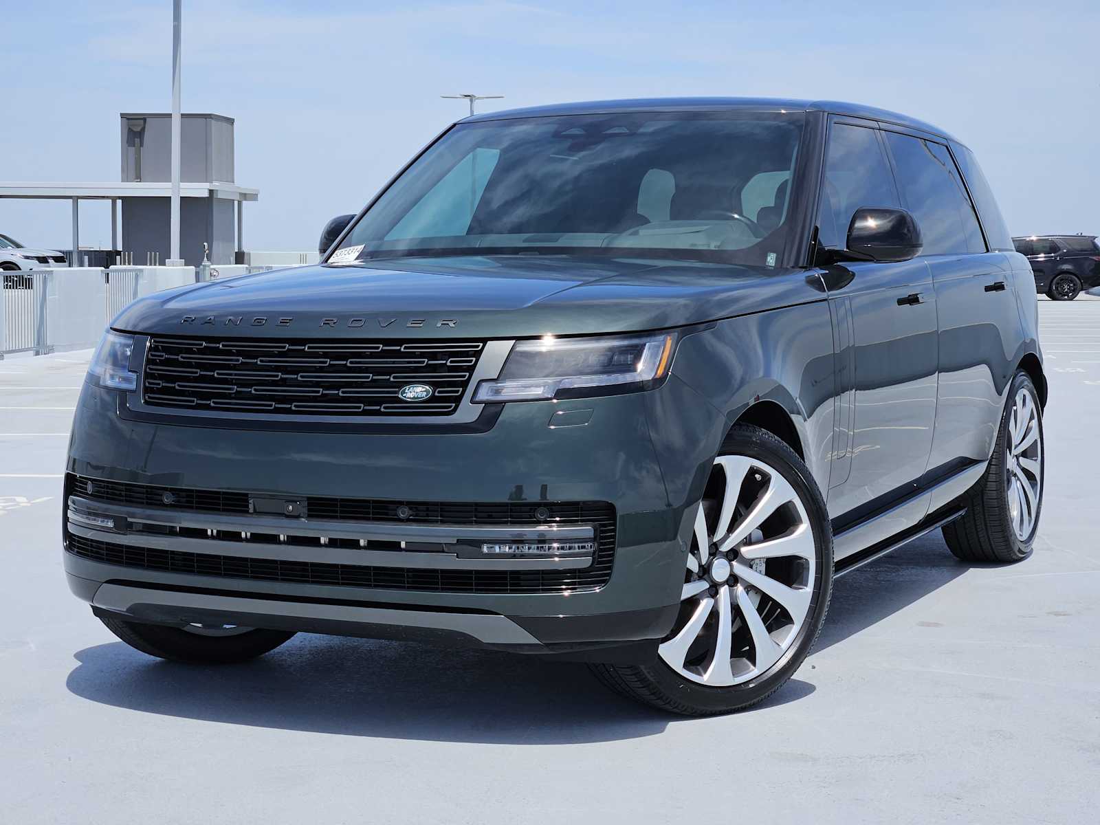 New 2025 Land Rover Range Rover SE Sport Utility in #5373314 | Sewell ...