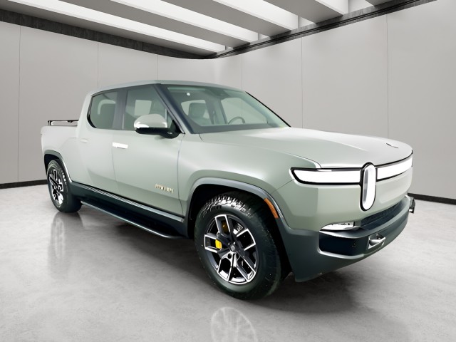 Pre-Owned 2023 Rivian R1T Launch Edition Short Bed in Charlotte # | Hi ...