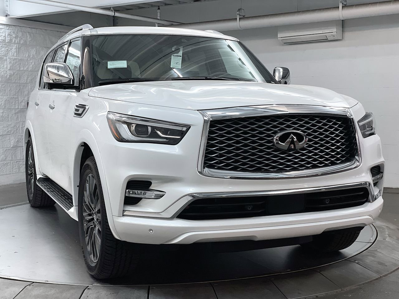 Infiniti Qx80 2022 White