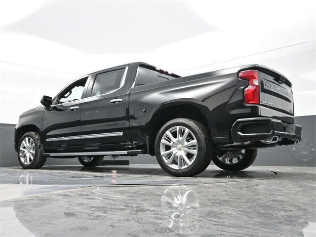 New 2025 Chevrolet Silverado 1500 High Country Crew Cab in South ...