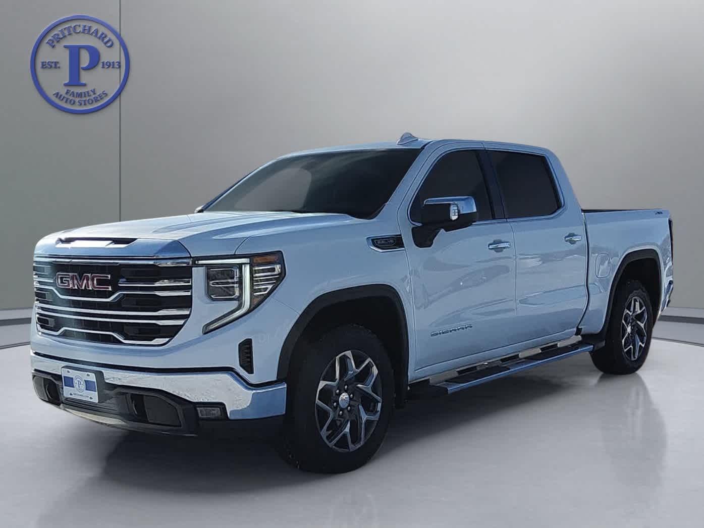 Pre-Owned 2023 GMC Sierra 1500 SLT Crew Cab Pickup in #C01688B | Pritchard Family Auto Stores