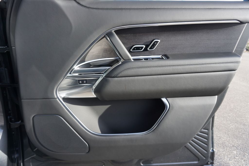 New 2025 Land Rover Range Rover LWB SE 4D Sport Utility in Broomfield ...