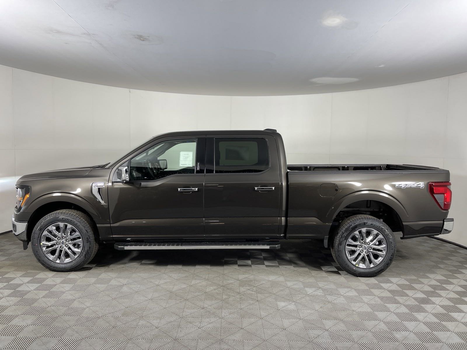 New 2024 Ford F-150 XLT SuperCrew® in Hollidaysburg #24FT400 | Stuckey Ford