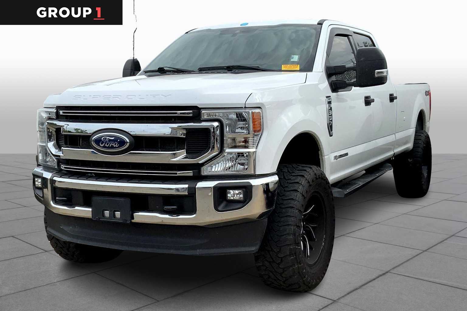 Pre-Owned 2022 Ford F-350 XLT 4 Door Crew Cab Pickup in Rockwall #NEE17001 | Rockwall Ford