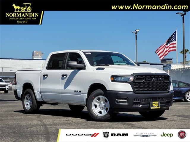 New 2025 RAM 1500 Tradesman Crew Cab in San Jose #N256287 | Normandin Chrysler Dodge Jeep Ram FIAT