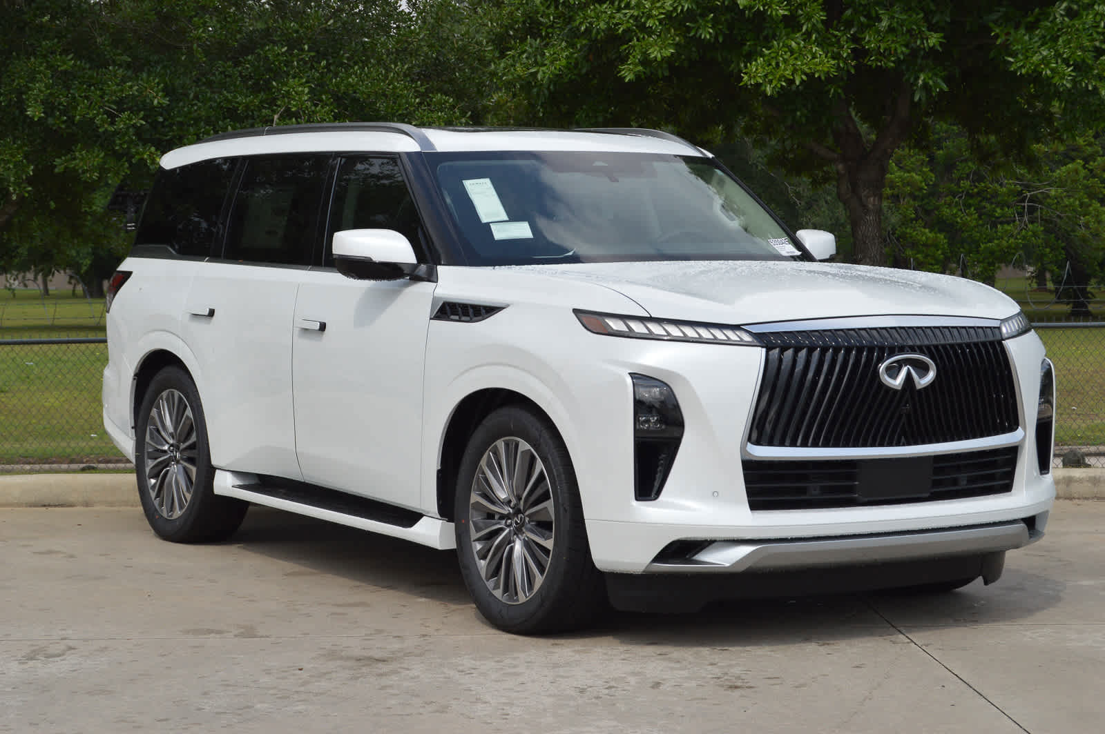 New 2025 INFINITI QX80 SENSORY 4WD SUV in Dallas #5350425 | Sewell INFINITI