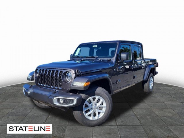 Pre-Owned 2023 Jeep Gladiator Sport S Crew Cab Pickup in Shreveport ...