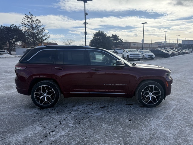 Pre-Owned 2023 Jeep Grand Cherokee Summit Reserve 4xe 4D Sport Utility ...