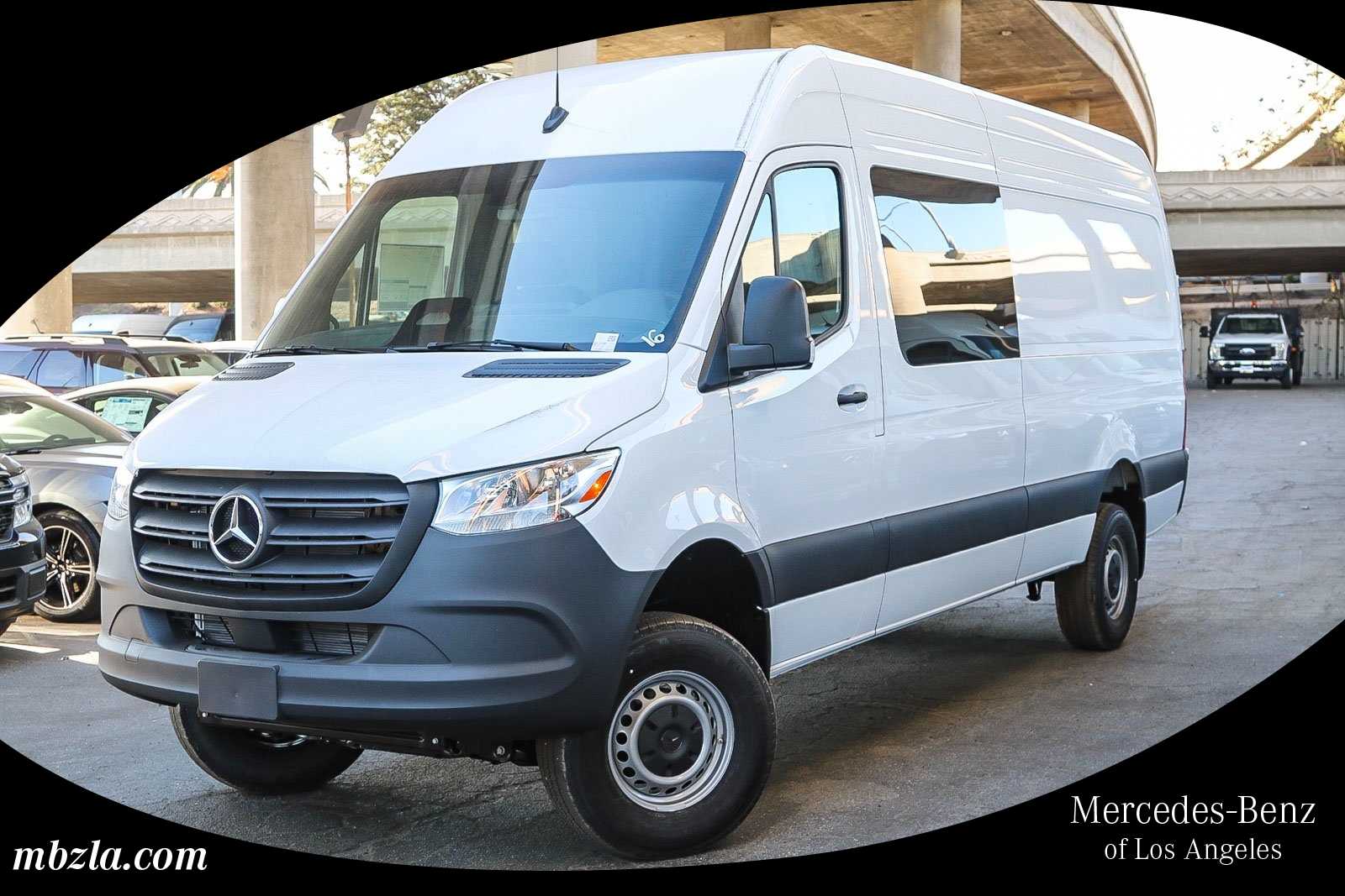 Nuevo 2025 Mercedes-Benz Sprinter Crew Van CREW 170 WB Van en Los ...