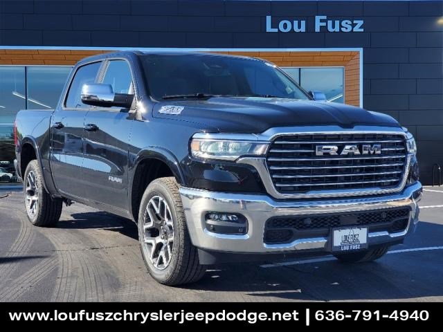 New 2025 Ram 1500 Laramie Crew Cab Pickup in St. Louis #DR25012 | Lou ...