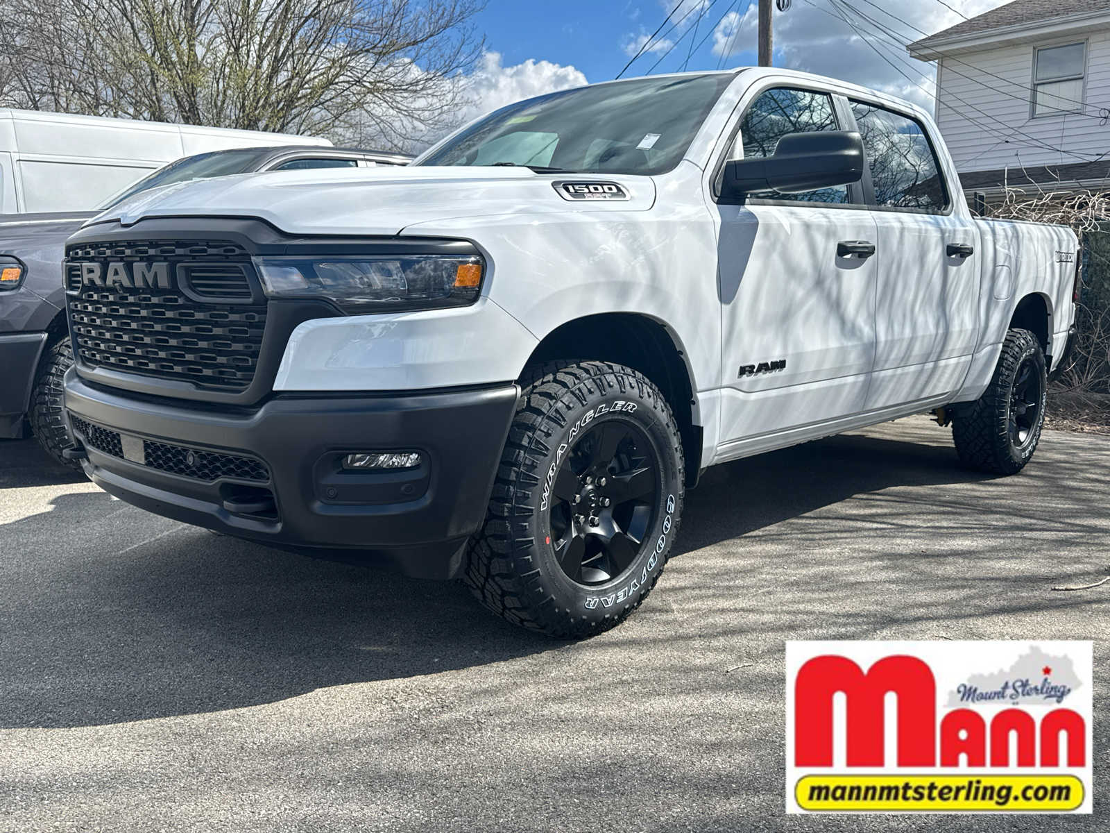 New 2025 RAM 1500 Warlock Crew Cab in Mt Sterling #56025S | Mann Chrysler Dodge Jeep Ram