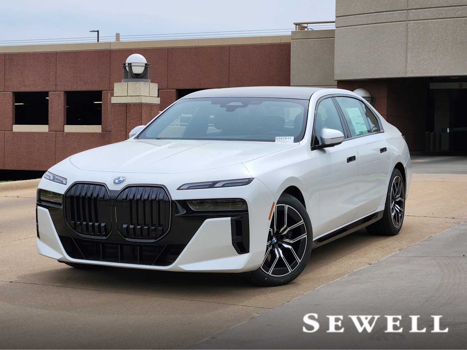 New 2025 BMW 7 Series 740i xDrive 4dr Car in #5347817 | Sewell Automotive Companies