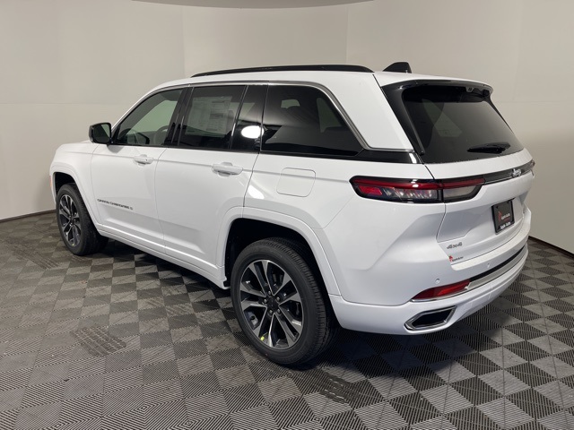 New 2025 Jeep Grand Cherokee Overland 4D Sport Utility in Shakopee # ...