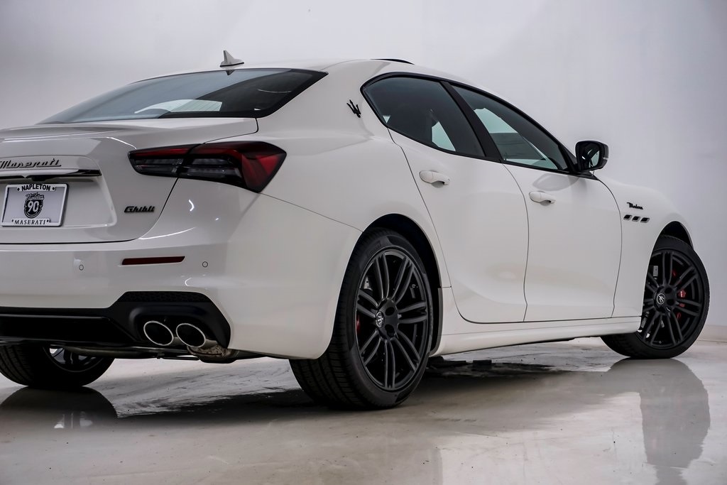 New 2024 Maserati Ghibli Modena 4D Sedan in Downers Grove #M2408 ...