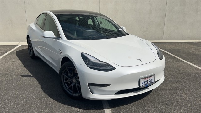 Pre-Owned 2020 Tesla Model 3 Standard Range Plus 4D Sedan in Cathedral ...