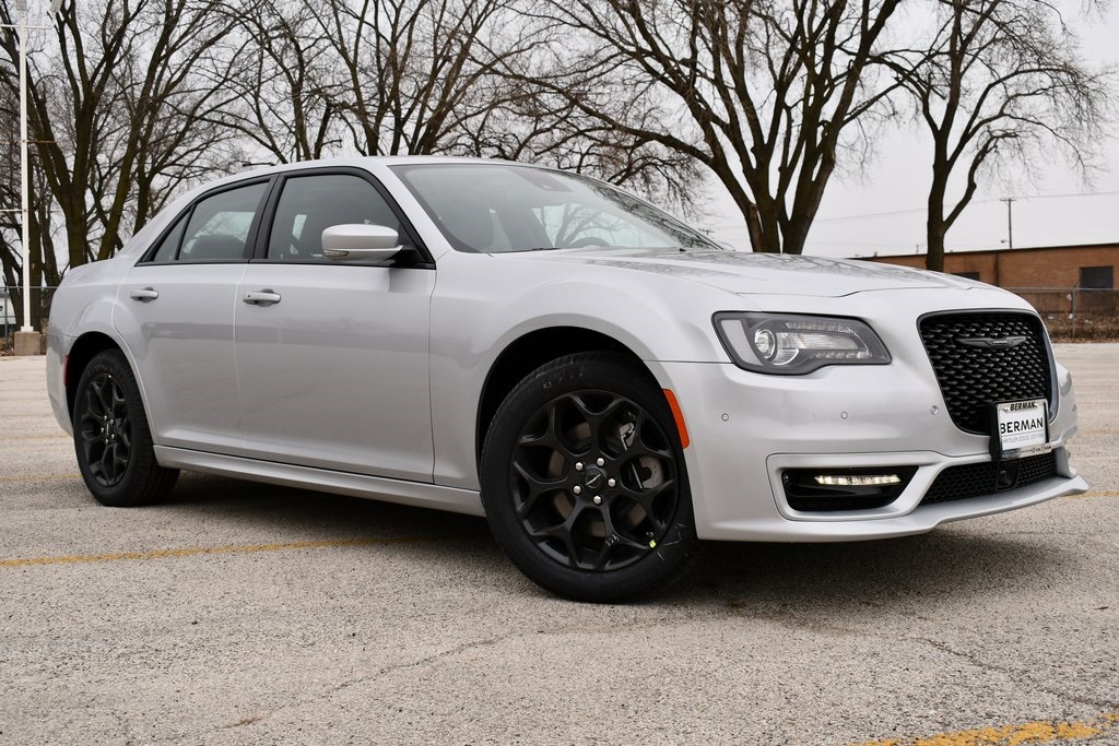 2022 Chrysler 300 White
