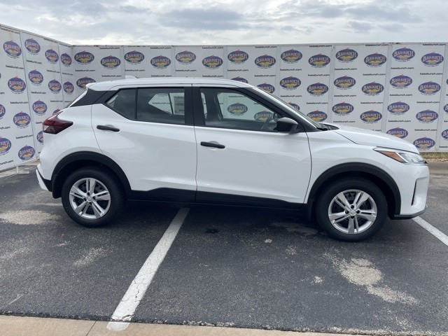 New 2025 Nissan Kicks Play S Crossover in San Angelo #NS386 | Jim Bass ...