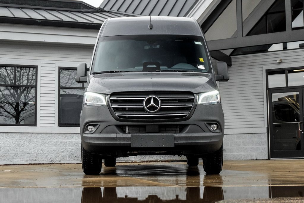 New 2025 Mercedes-Benz Sprinter 2500 Passenger 144 WB Passenger Van in ...
