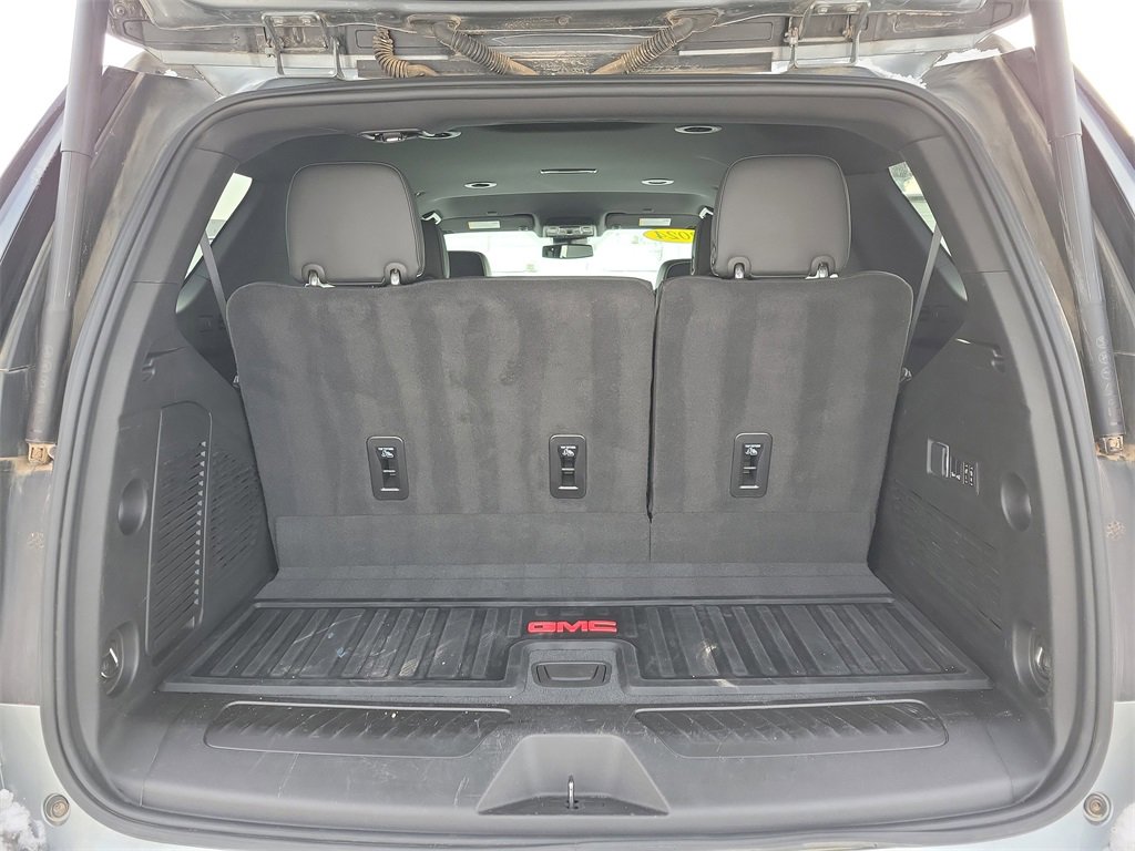 Pre-Owned 2024 GMC Yukon SLT SUV in Muskegon #76073A | Betten Chevrolet ...