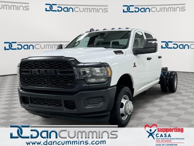 New 2024 RAM 3500 Chassis Cab TRADESMAN Crew Cab in Paris #102429 | Dan Cummins Auto Group