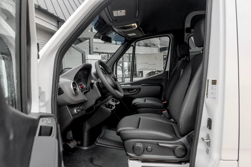Pre-Owned 2025 Mercedes-Benz Sprinter 2500 Passenger 170 WB Passenger ...